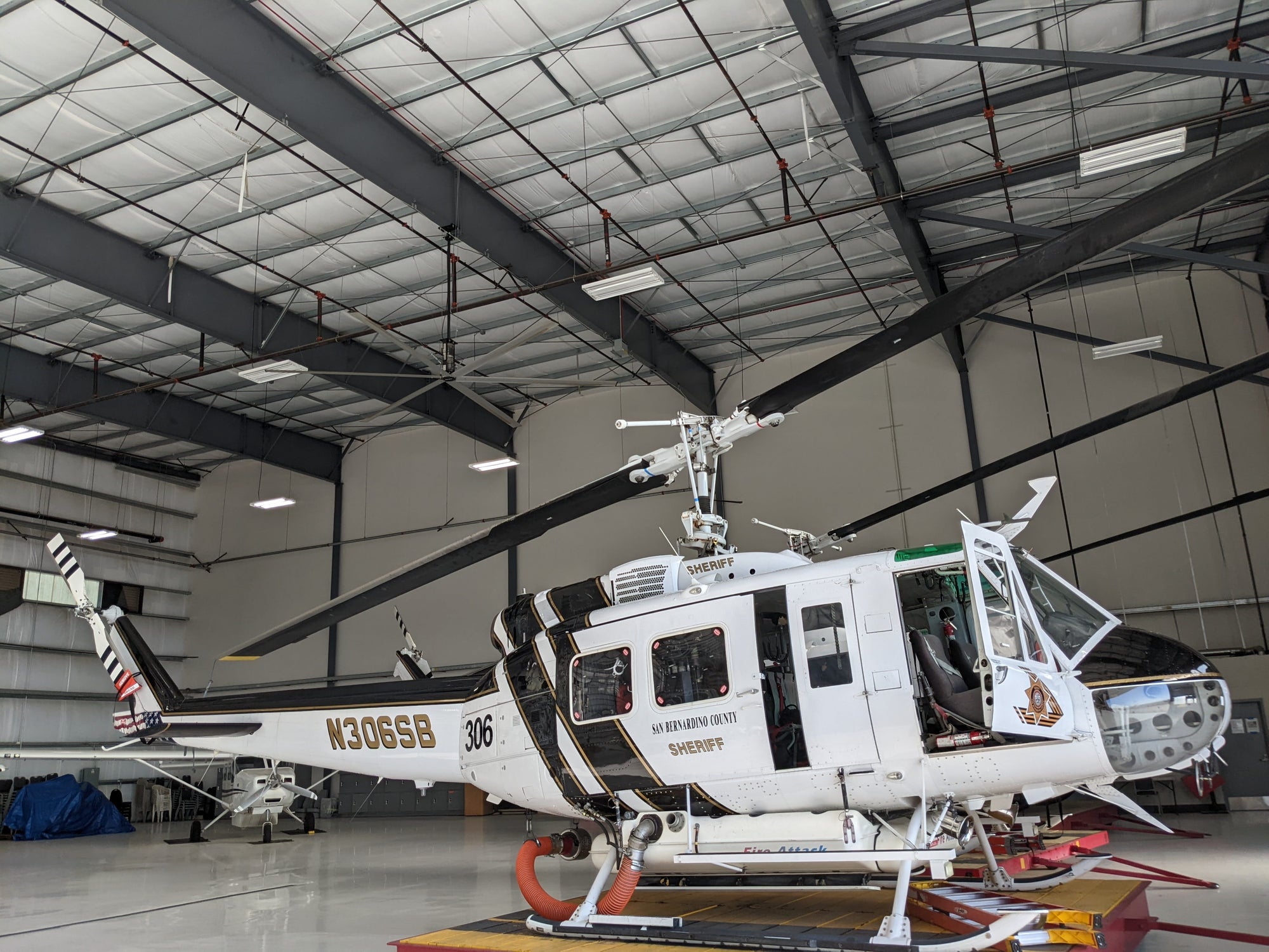 Fans for Aviation Facilities | MacroAIr – MacroAir Fans